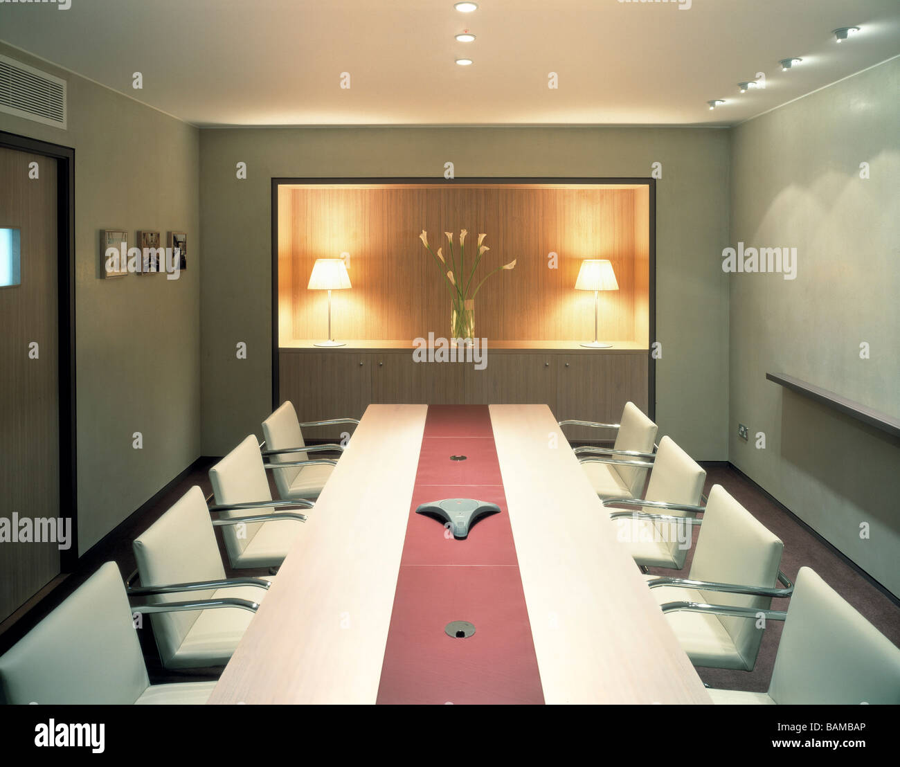 United designers headquarters hi-res stock photography and images - Alamy