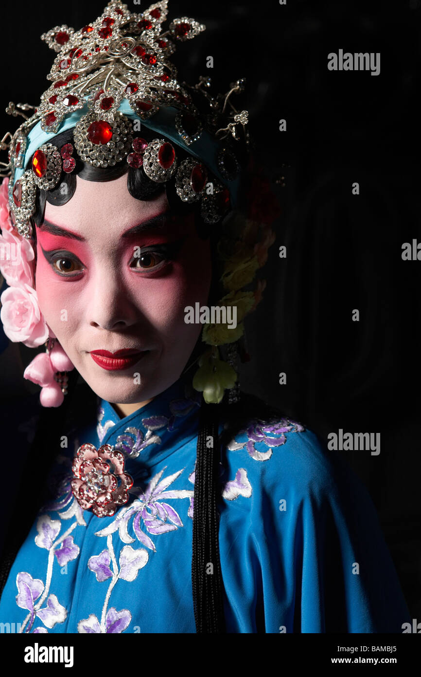 Woman Wearing Traditional Clothing Stock Photo - Alamy