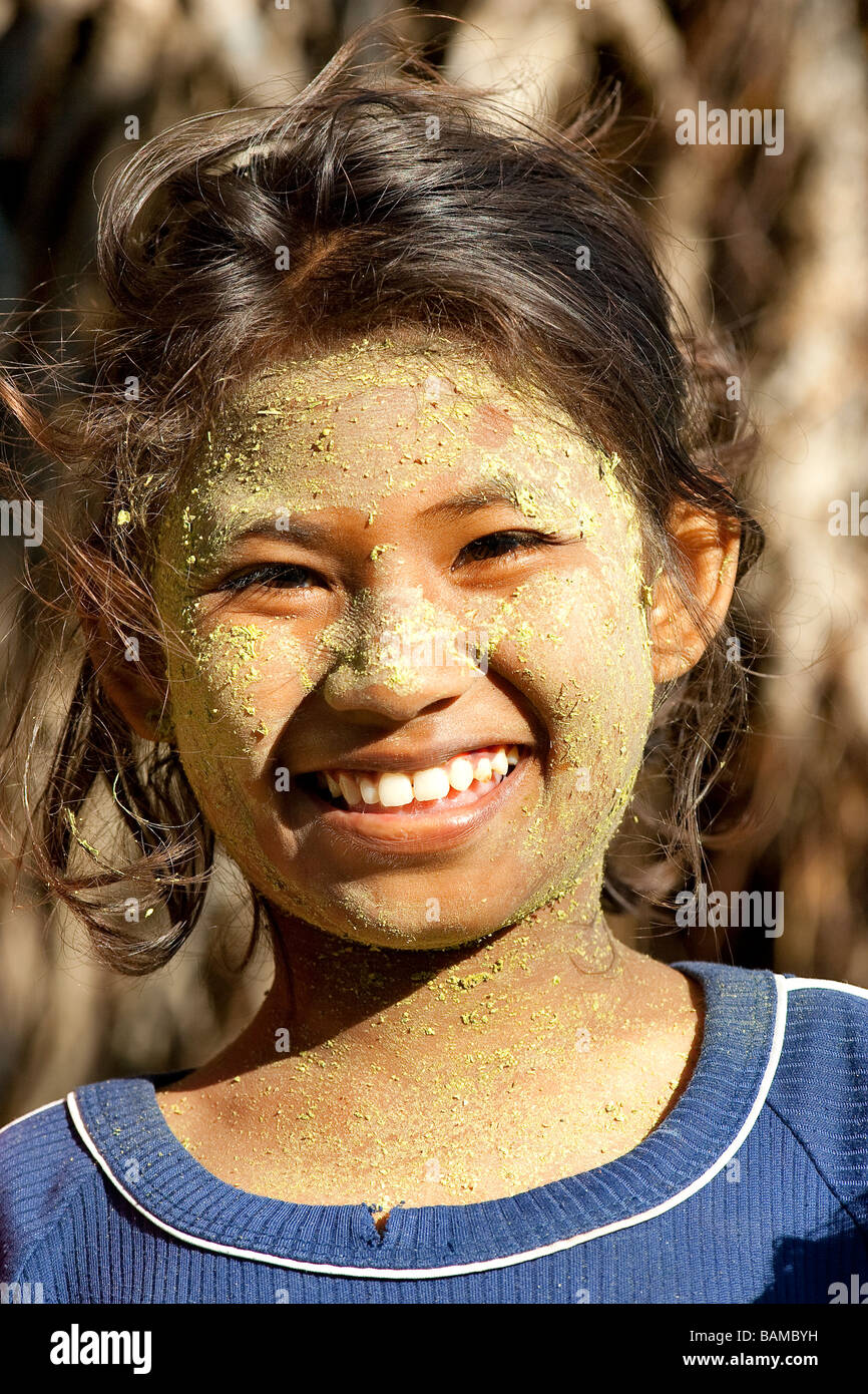 Indonesia, Sunda Islands, Flores, young Ngada girl Stock Photo - Alamy