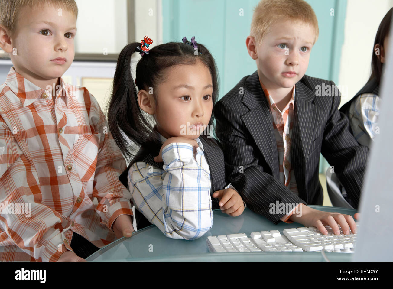 Children Looking At Computer Screen Stock Photo - Alamy