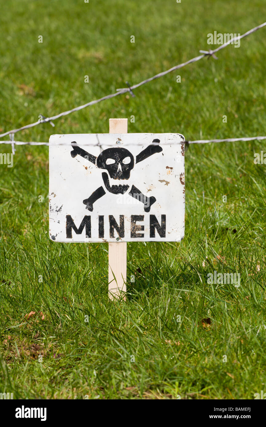 German warning land mine sign hi-res stock photography and images - Alamy