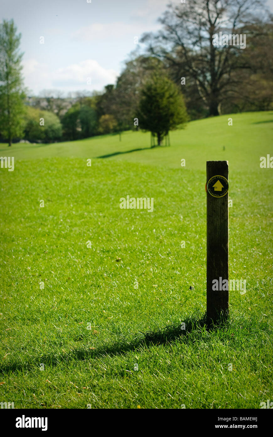 way marker in countryside Stock Photo - Alamy