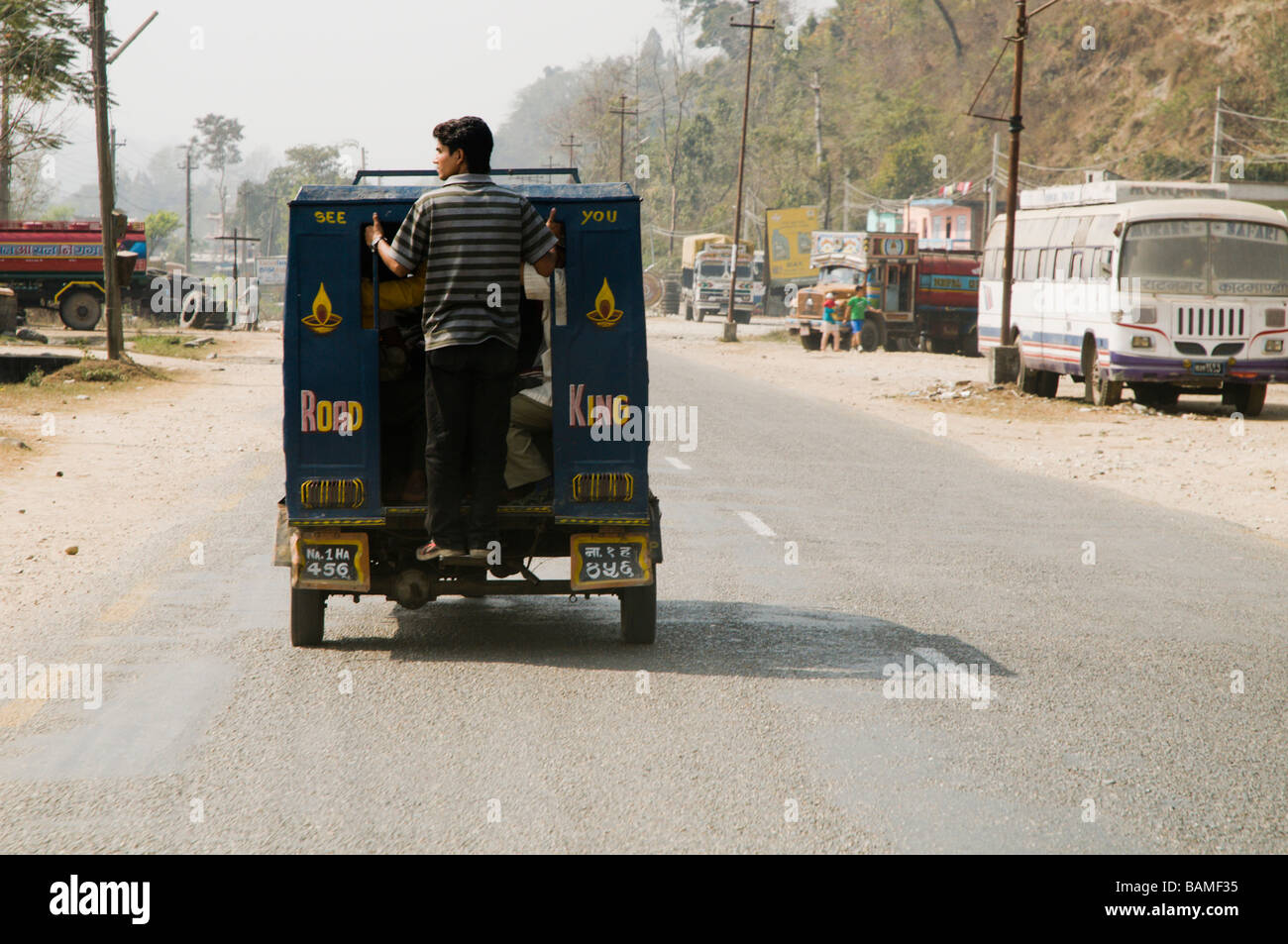 Auto rickshaw pakistan hi-res stock photography and images - Alamy