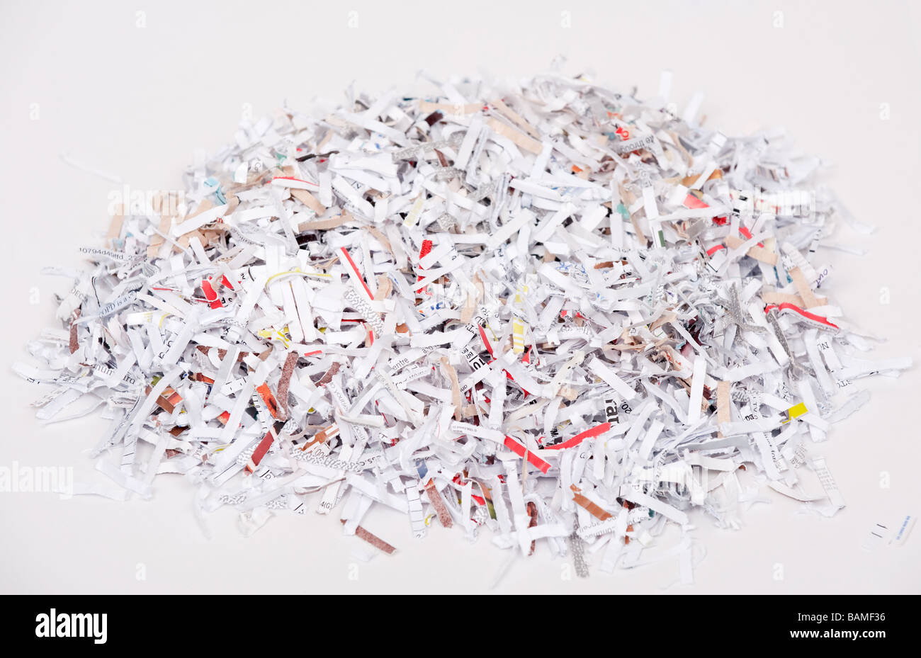 Pile of shredded scrap hi-res stock photography and images - Alamy