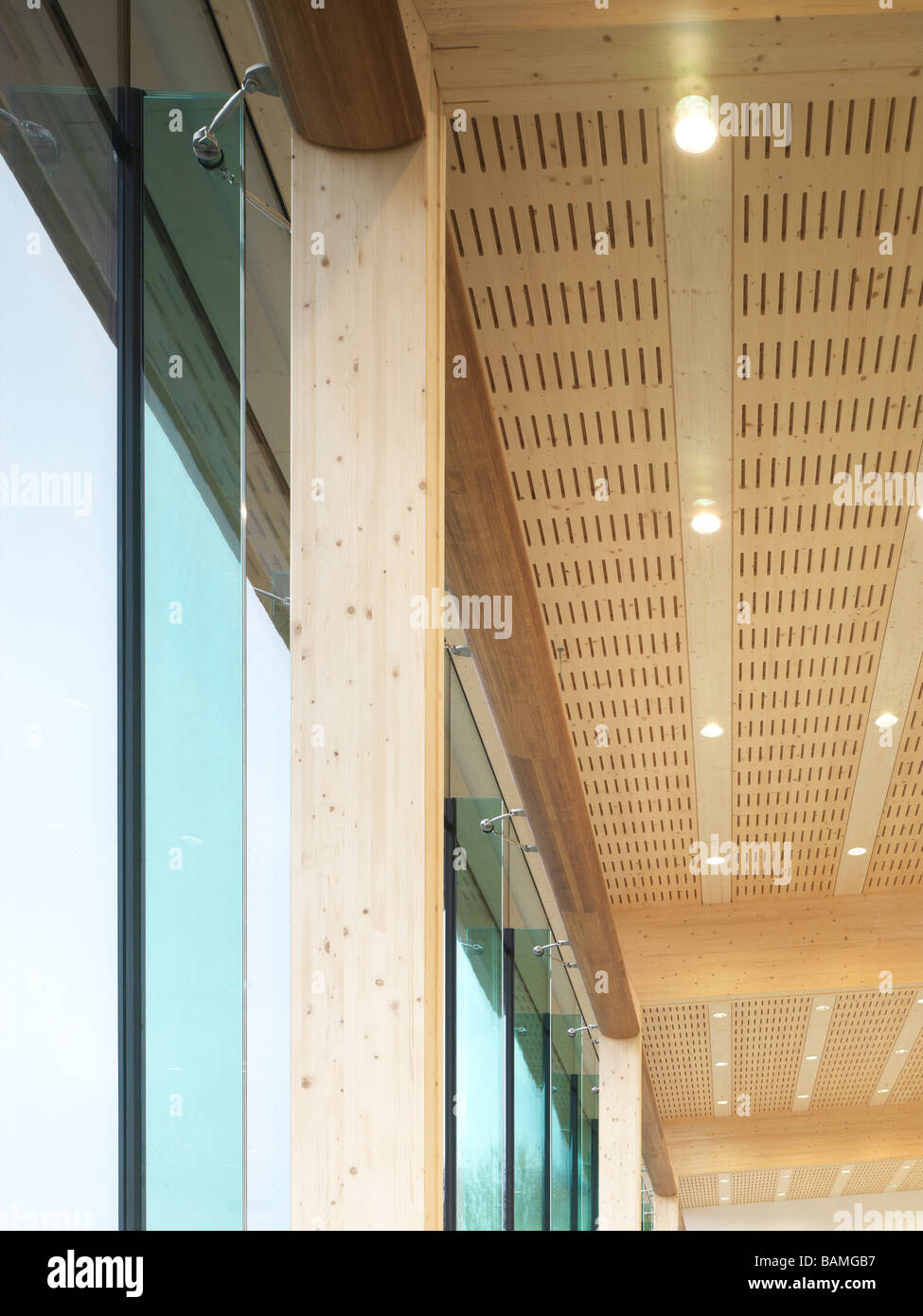 ASTON MARTIN DESIGN STUDIO, WEEDON PARTNERSHIP ARCHITECTS, GAYDON ...