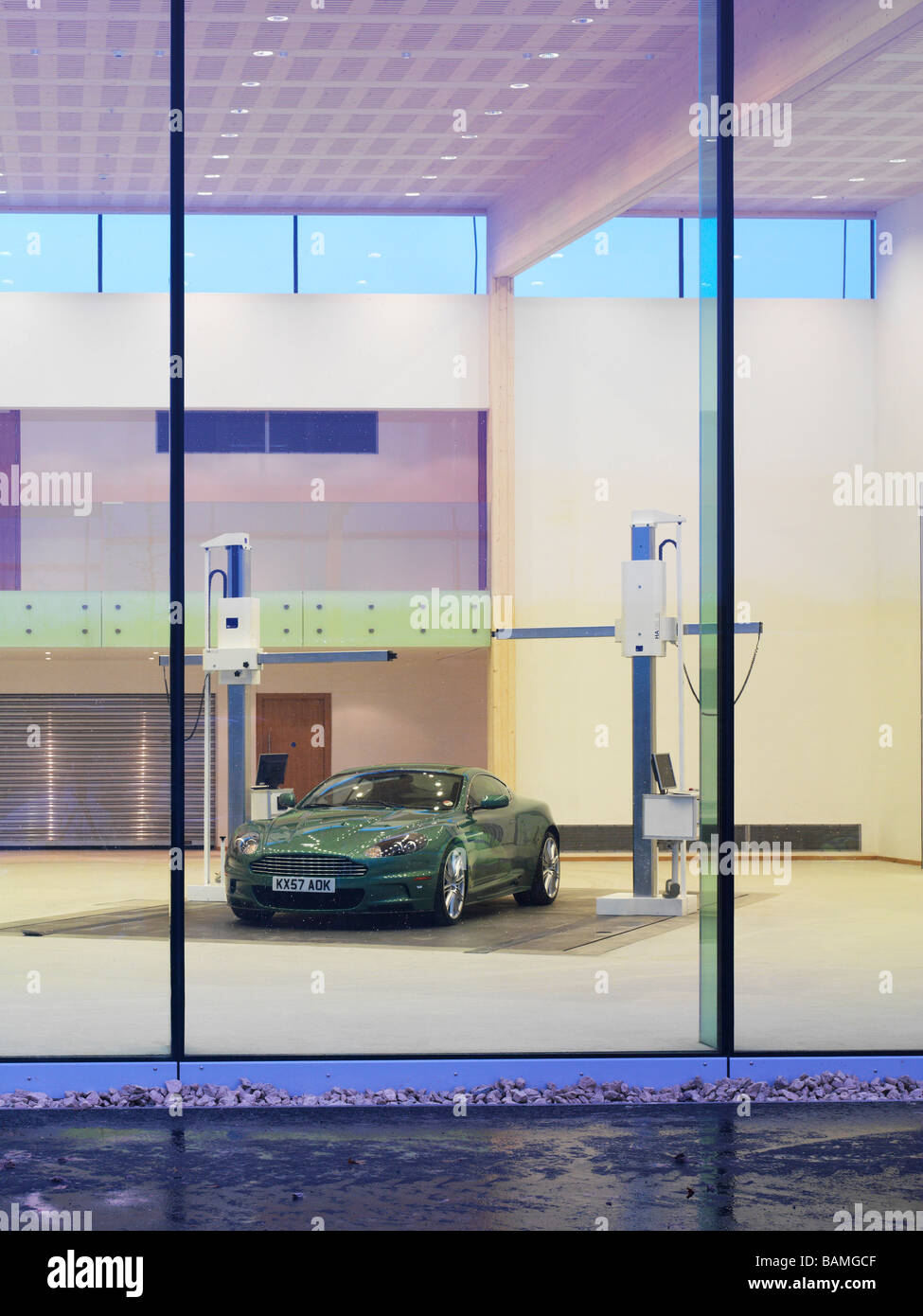 ASTON MARTIN DESIGN STUDIO, WEEDON PARTNERSHIP ARCHITECTS, GAYDON ...
