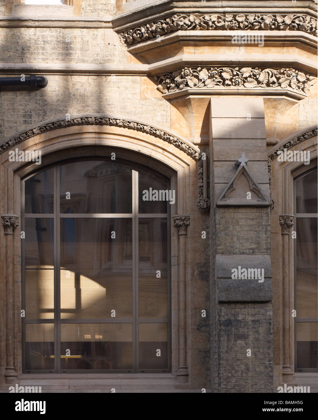 TAYLOR LIBRARY CORPUS CHRISTI COLLEGE CAMBRIDGE, WRIGHT AND WRIGHT ...