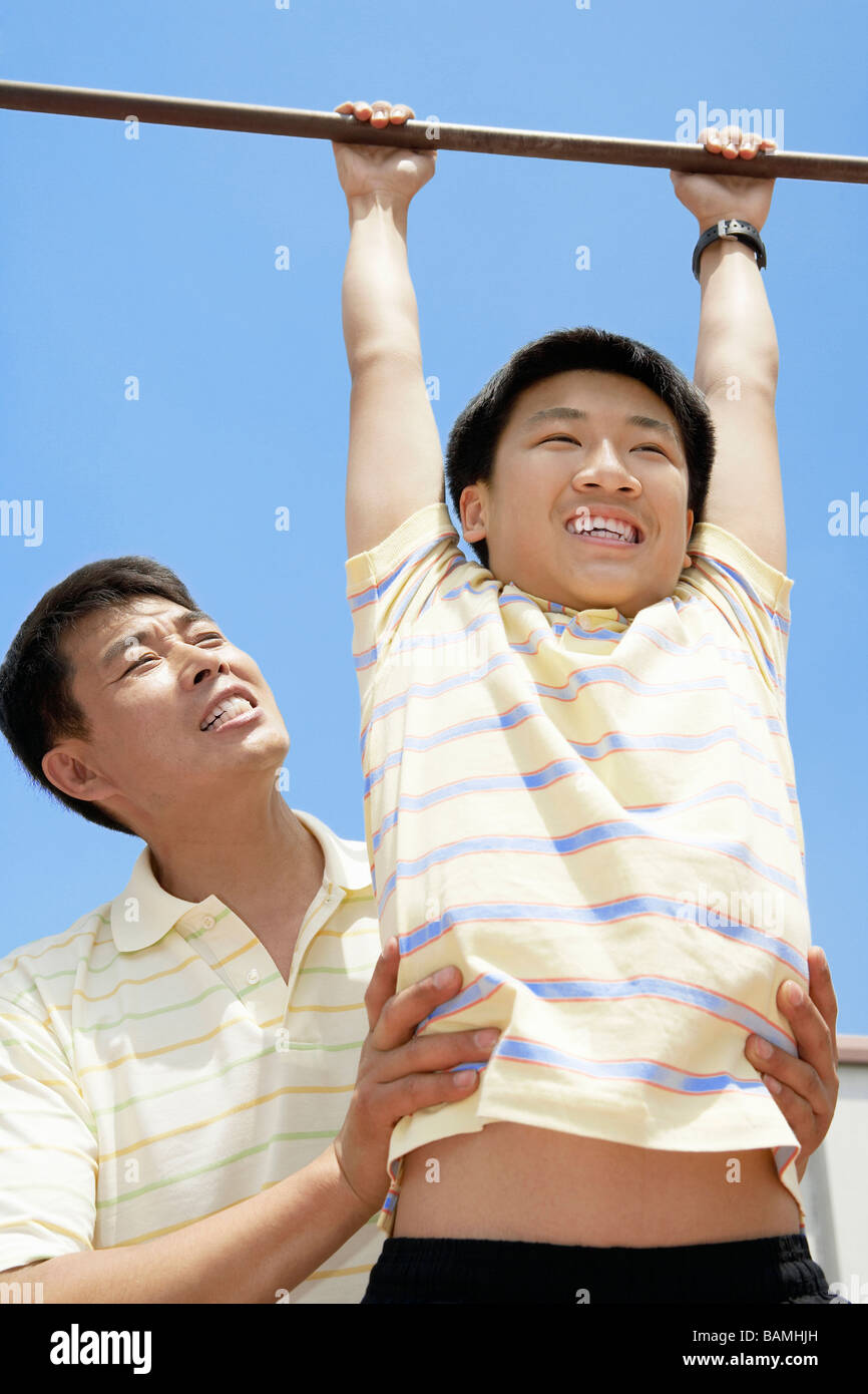 Dad and sons bar hi-res stock photography and images - Alamy