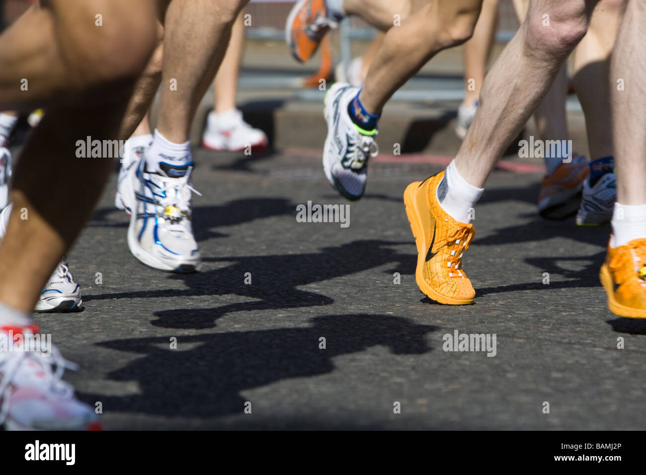 Marathon athletes hi-res stock photography and images - Alamy