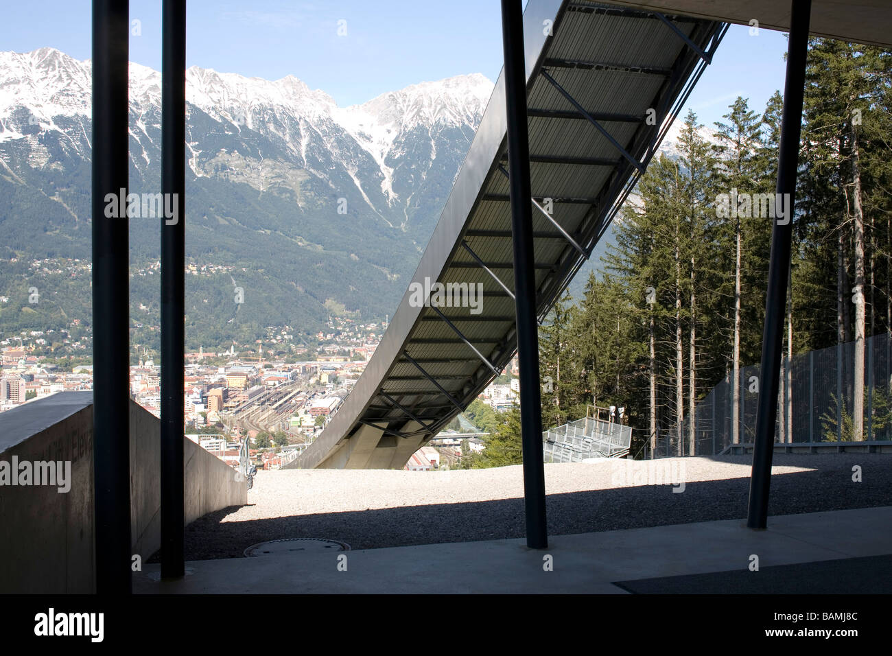 BERGISEL SKI JUMP, ZAHA HADID, INNSBRUCK, AUSTRIA Stock Photo - Alamy