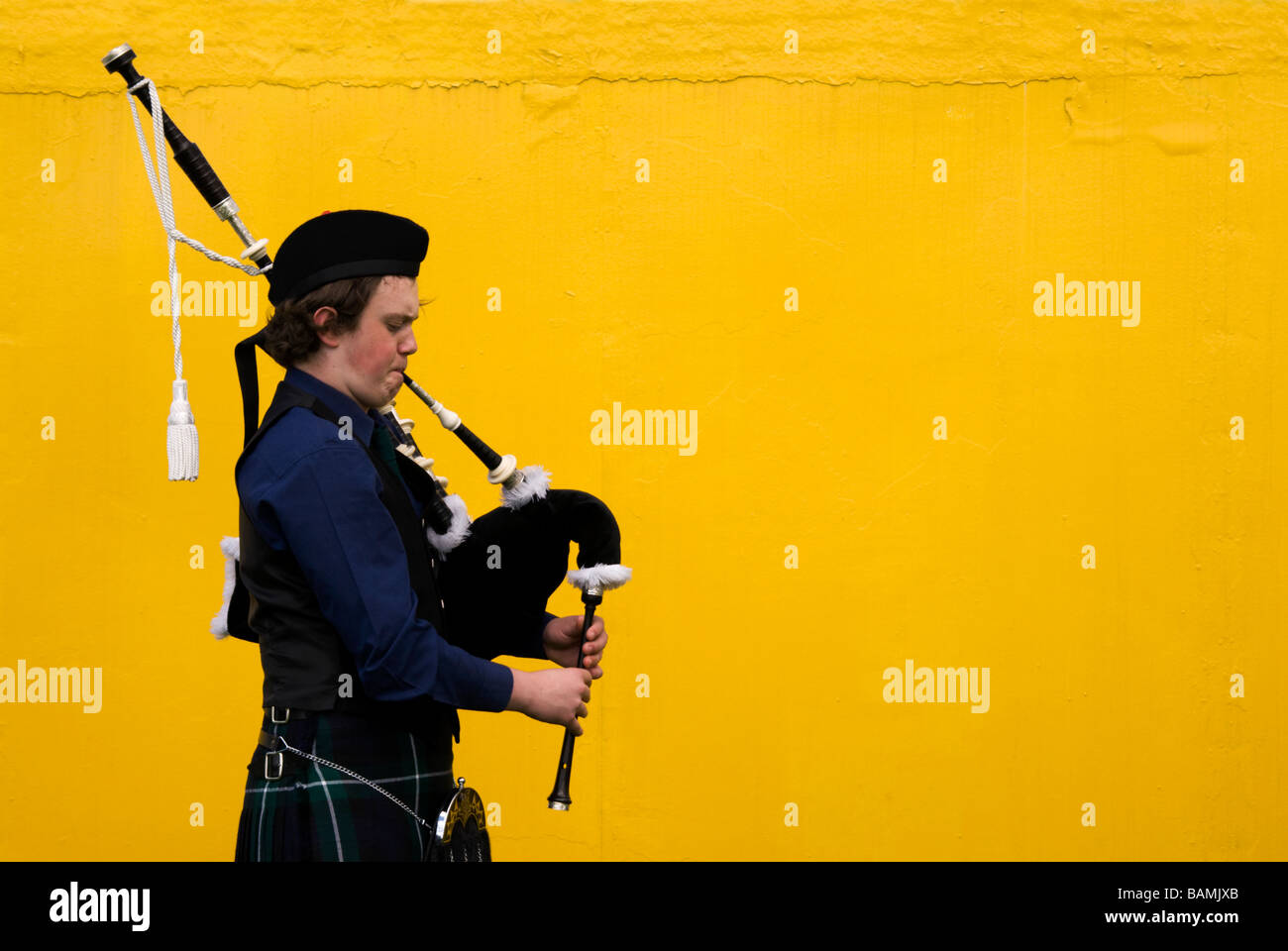 YOUNG PIPER PRACTICING BACKSTAGE FOR THE PERFORMANCE ON THE BRIGHT ...