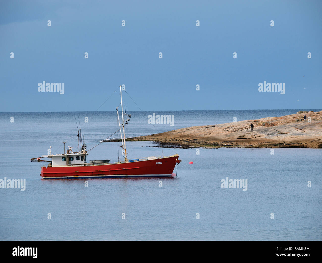 FISHING BOATS AT MOORINGS BICHENO TASMANIA AUSTRALIA Stock Photo - Alamy