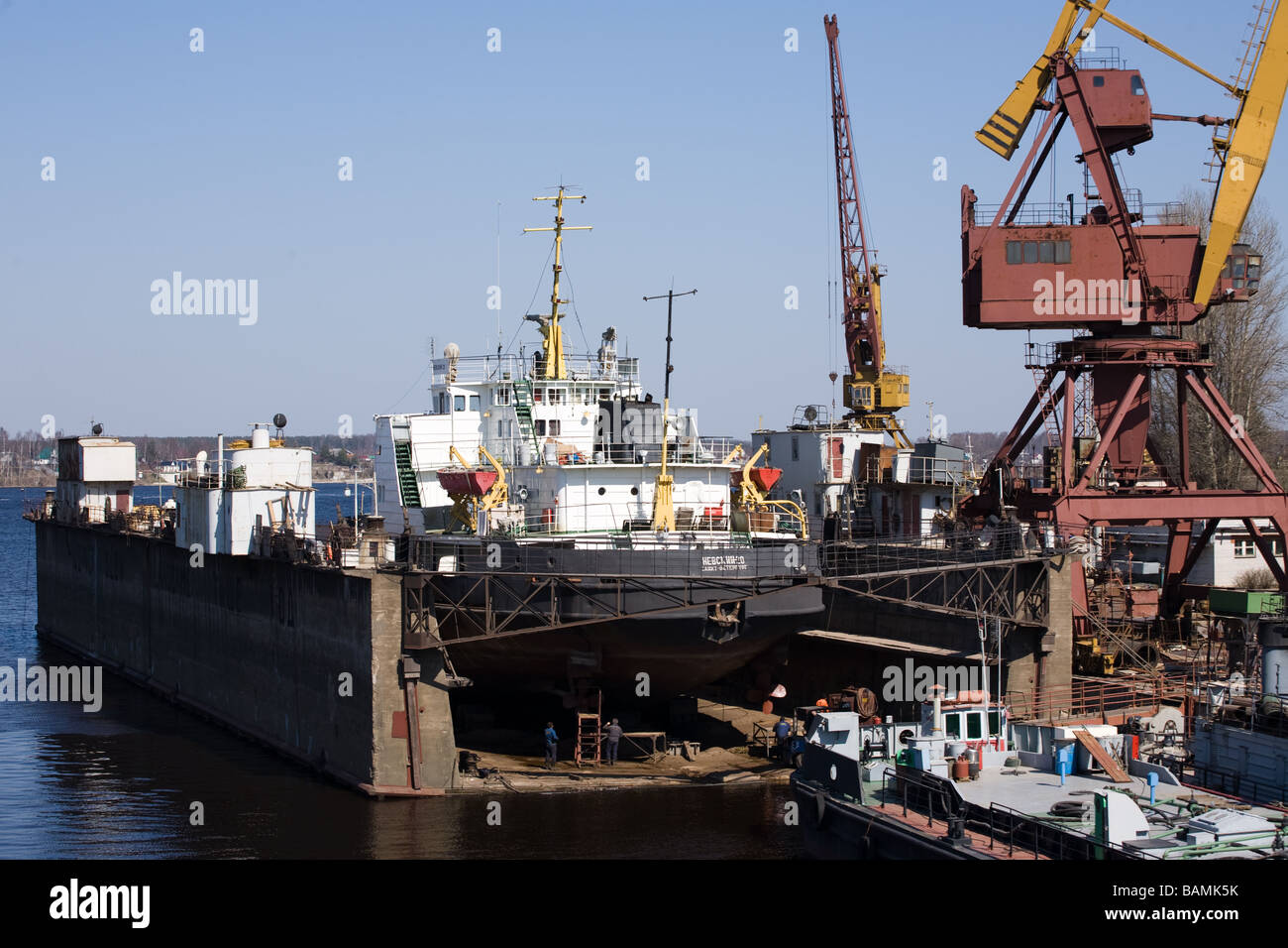 Ships engine repair hi-res stock photography and images - Alamy