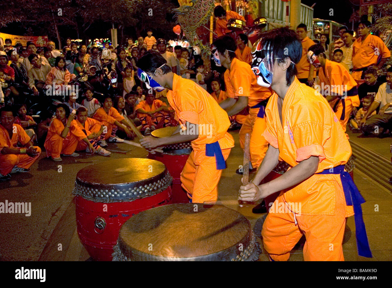 Dragon dance musicians perform during Tet Lunar New Year celebrations ...