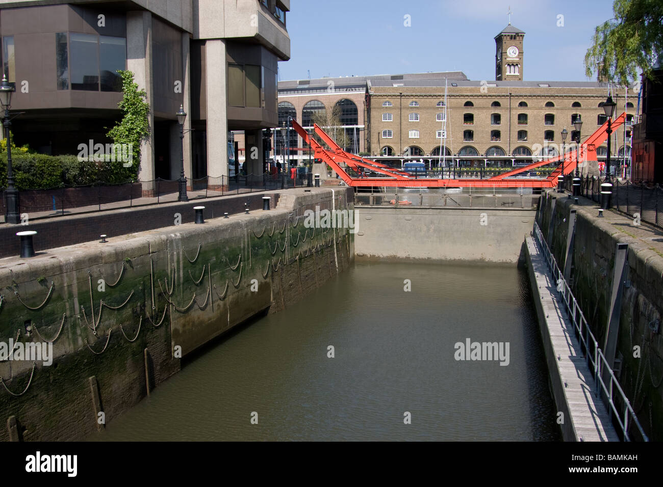 lock chamber gate low water st katharines dock thames path north bank ...