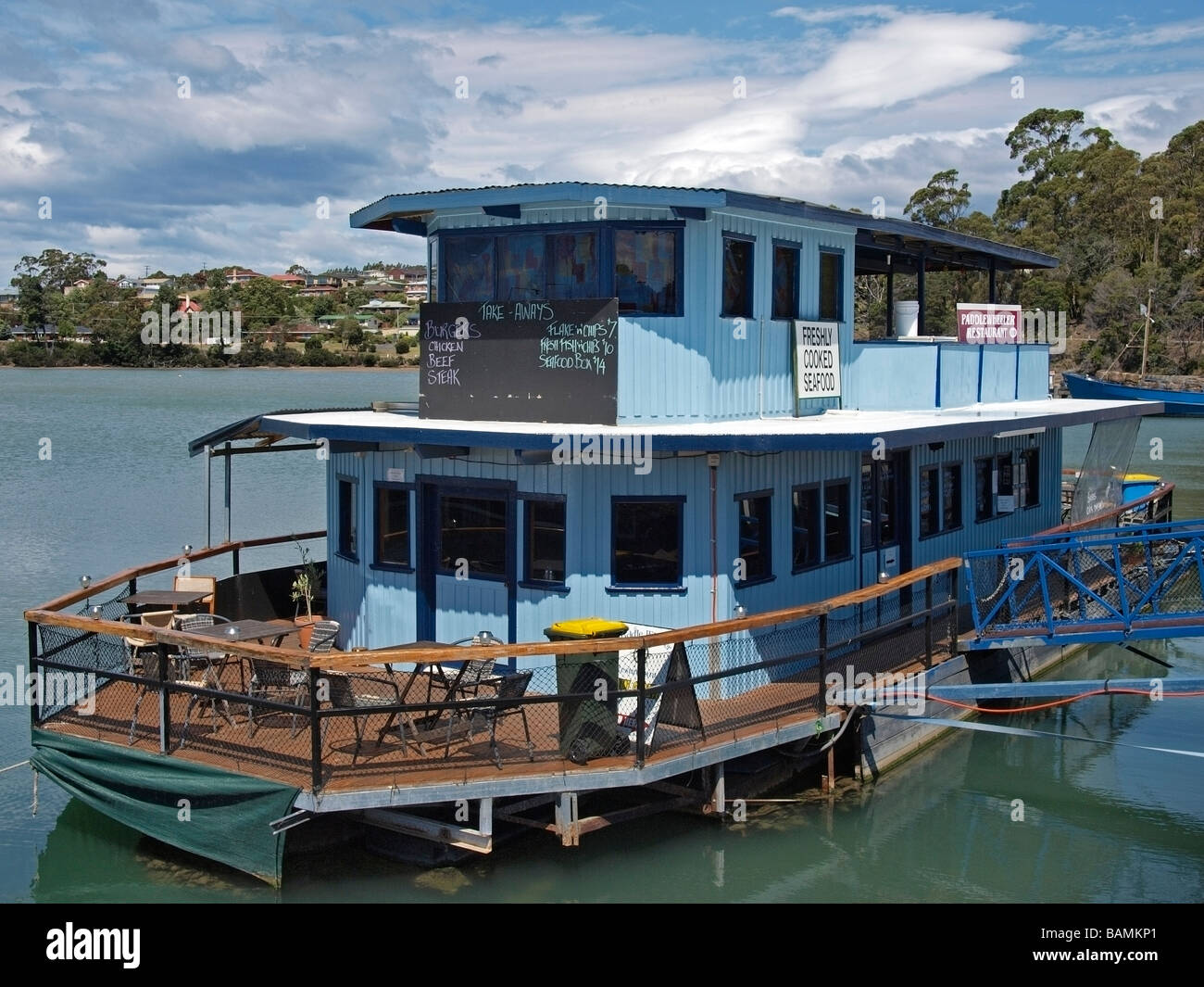 The floating restaurant hi-res stock photography and images - Alamy