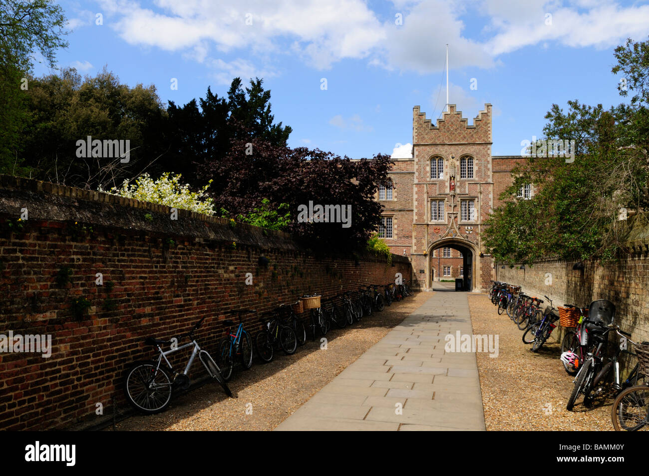 Cambridge brick buildings hi-res stock photography and images - Alamy
