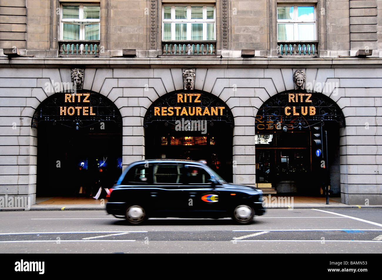 The ritz london hi-res stock photography and images - Alamy