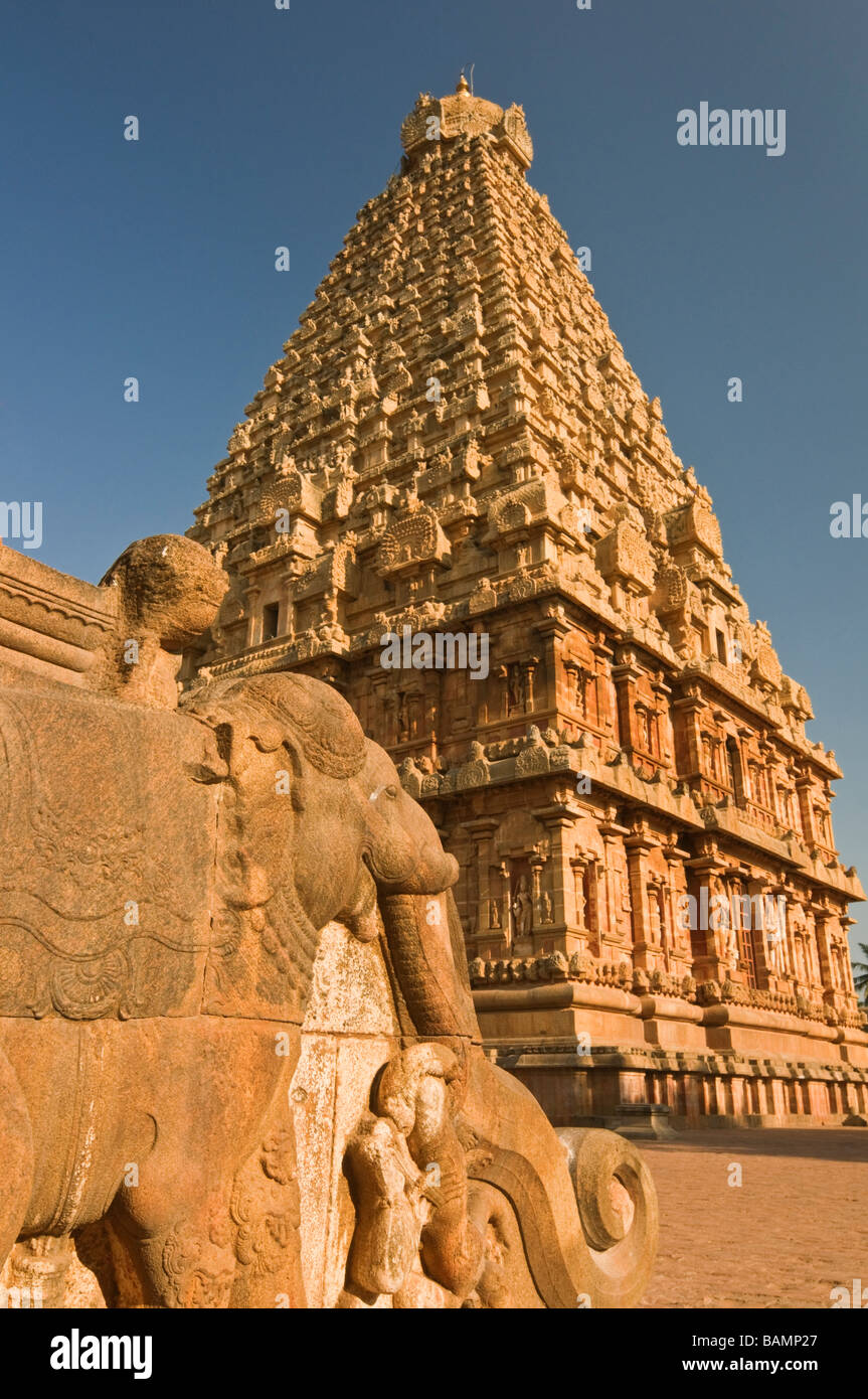 India tamil nadu thanjavur sculpture hi-res stock photography and images - Alamy