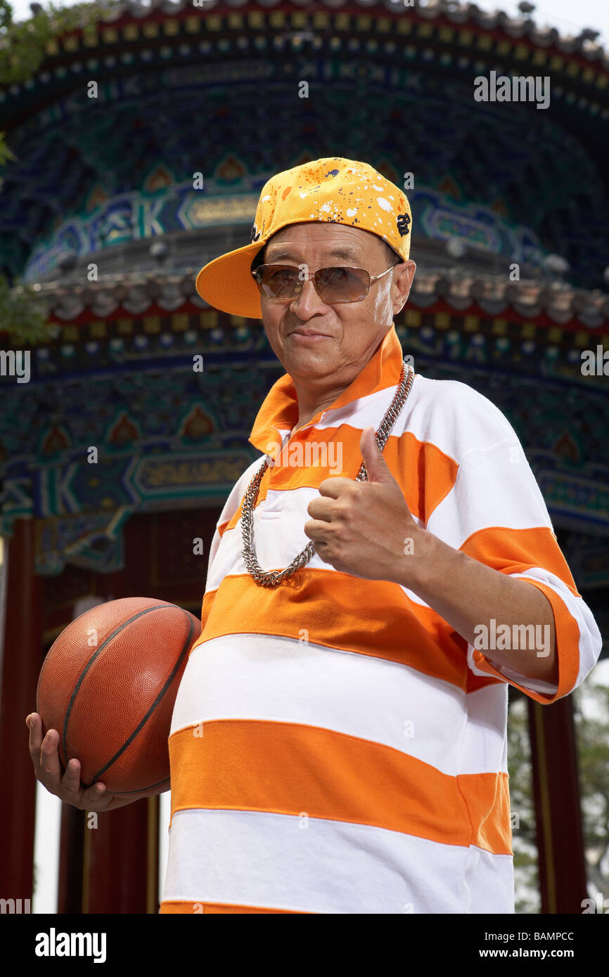 Basketball heart hi-res stock photography and images - Alamy