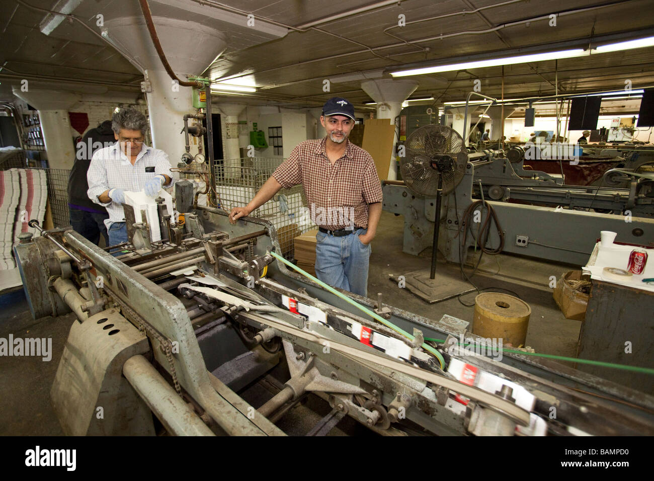 Workers Make Boxes for Retail Products Stock Photo - Alamy