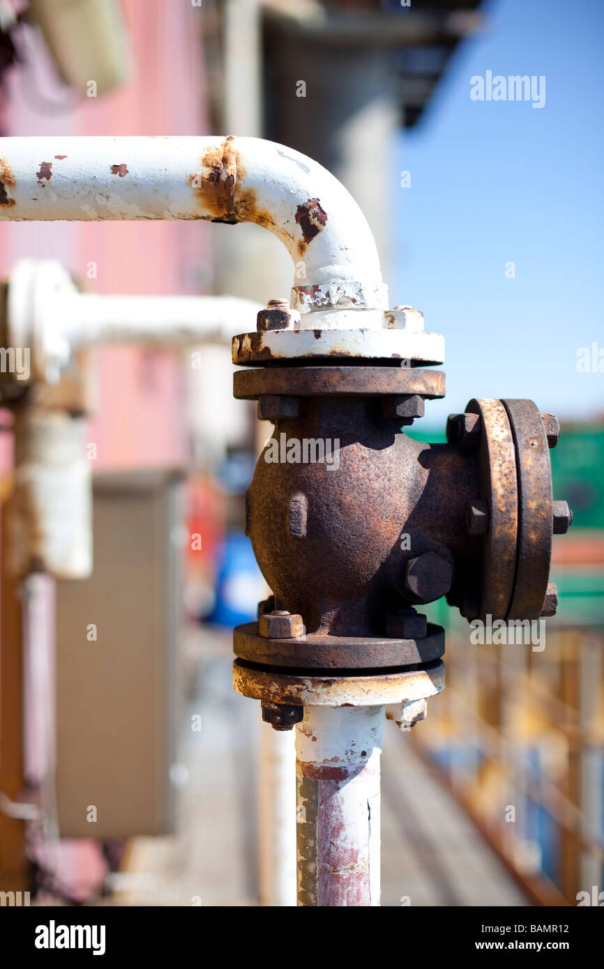 Pipe flange hi-res stock photography and images - Alamy