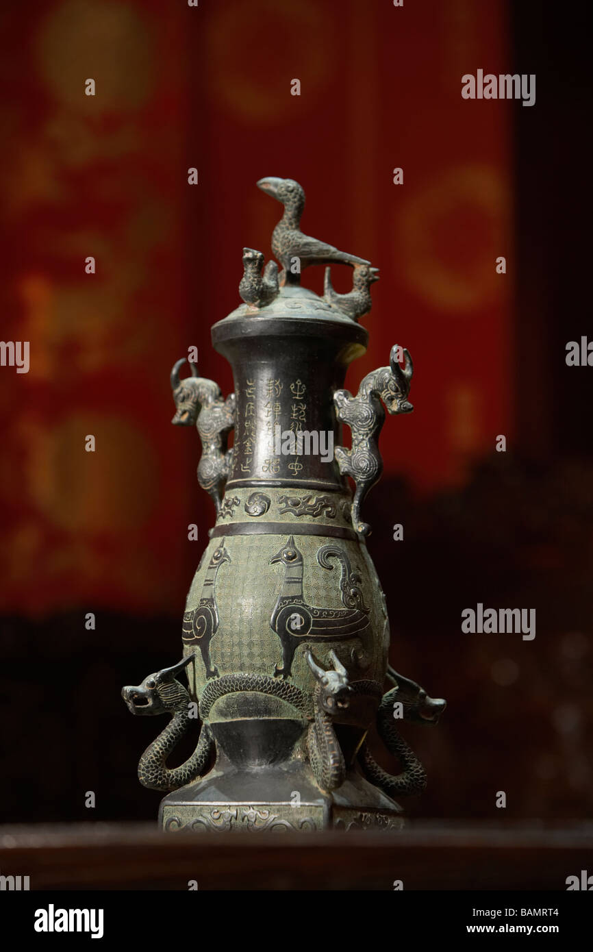 Traditional Chinese Vessel Stock Photo - Alamy