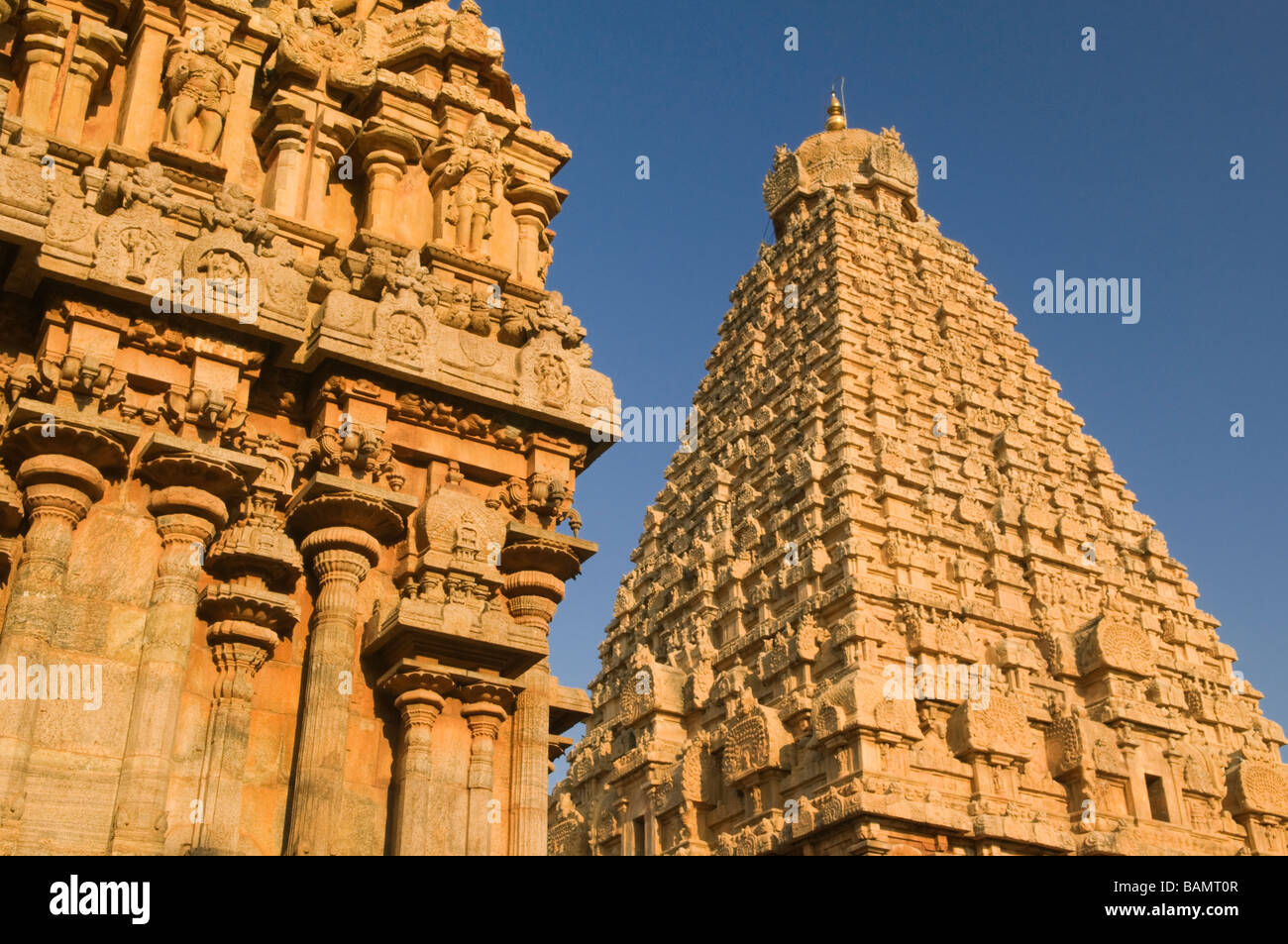 Tanjore big temple hi-res stock photography and images - Alamy