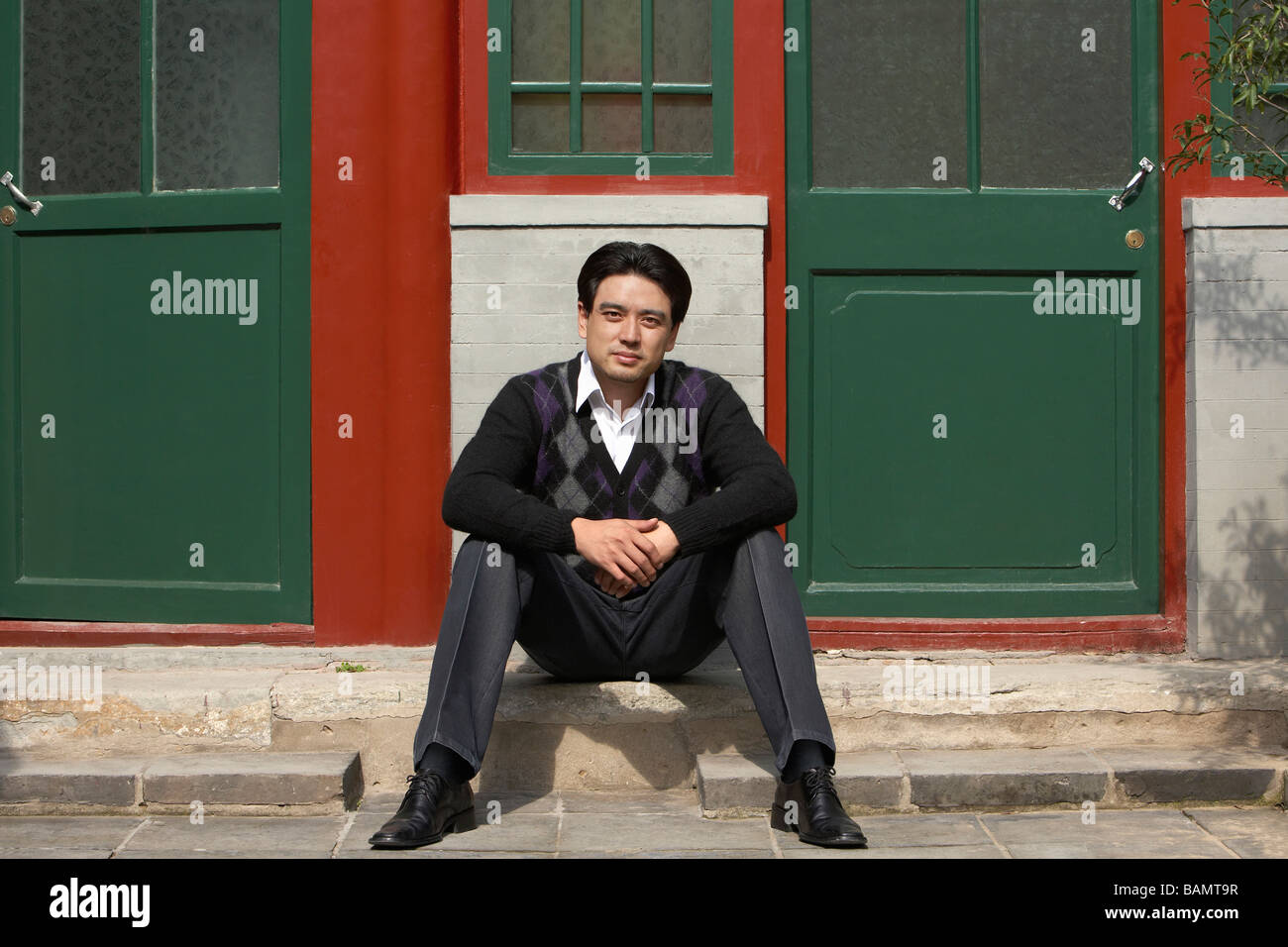 Front stoops hi-res stock photography and images - Alamy