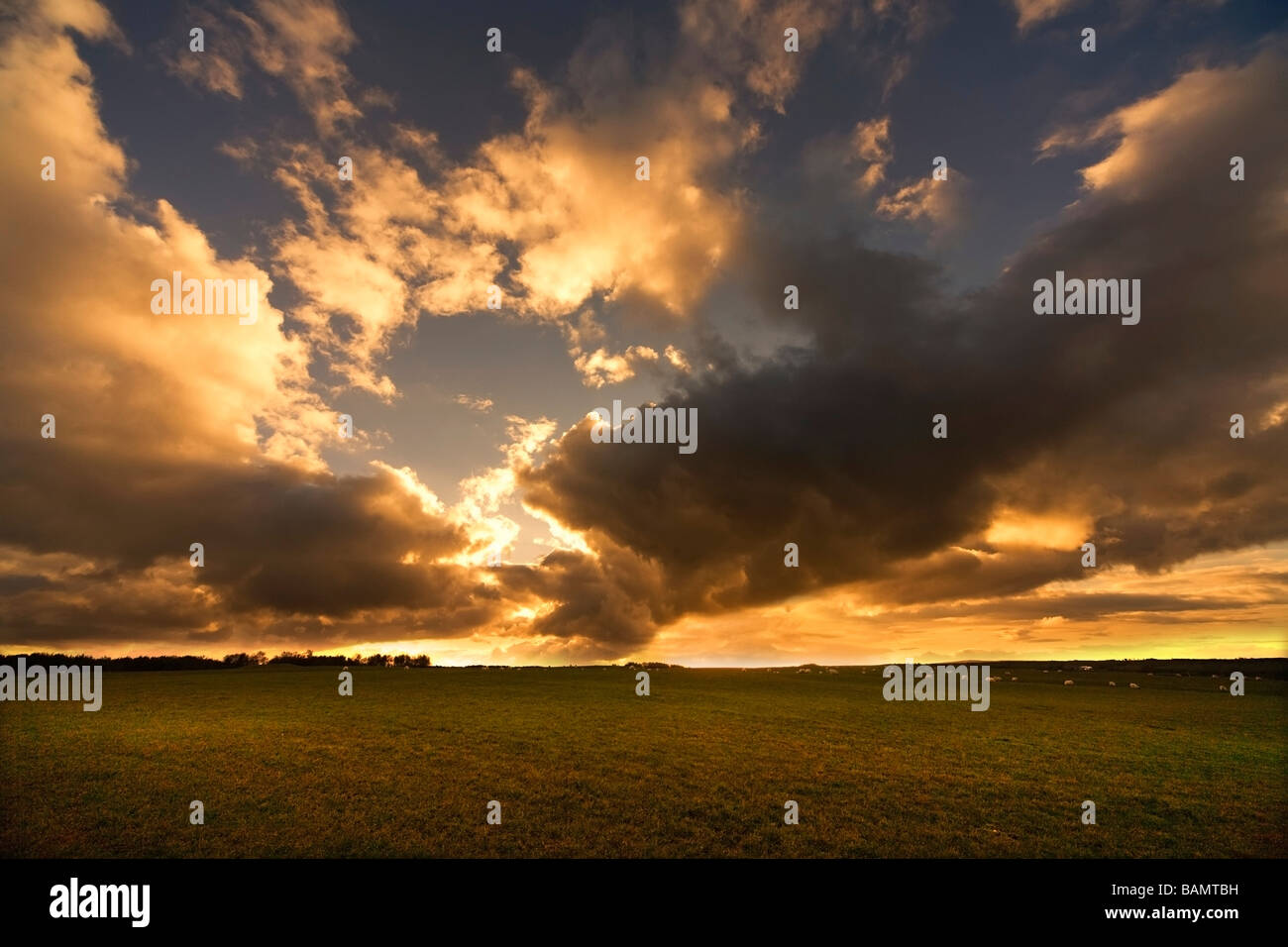 Sunset through clouds in North Yorkshire, England Stock Photo - Alamy