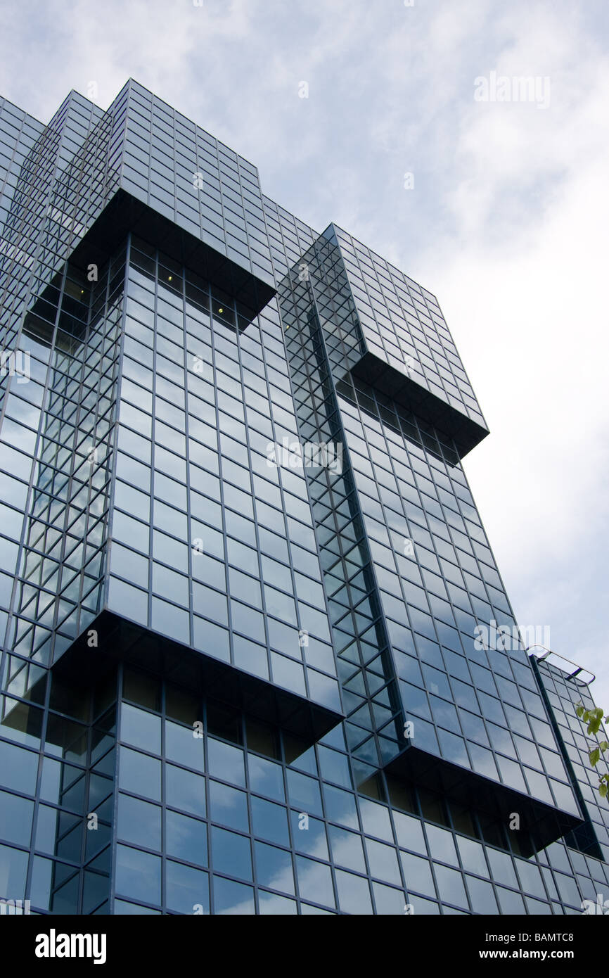 The northern and shell building hi-res stock photography and images - Alamy