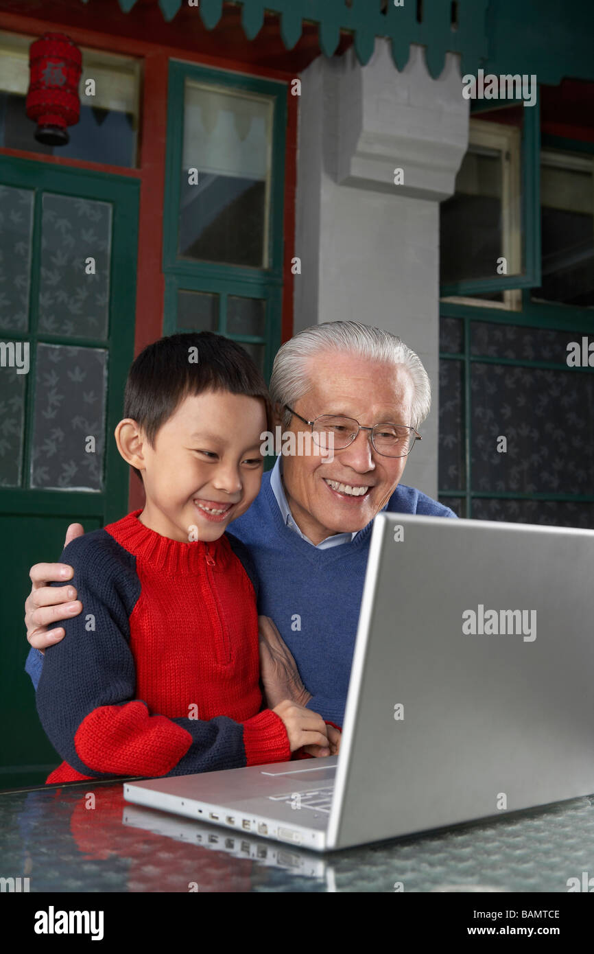 Children with computers 70's hi-res stock photography and images - Alamy