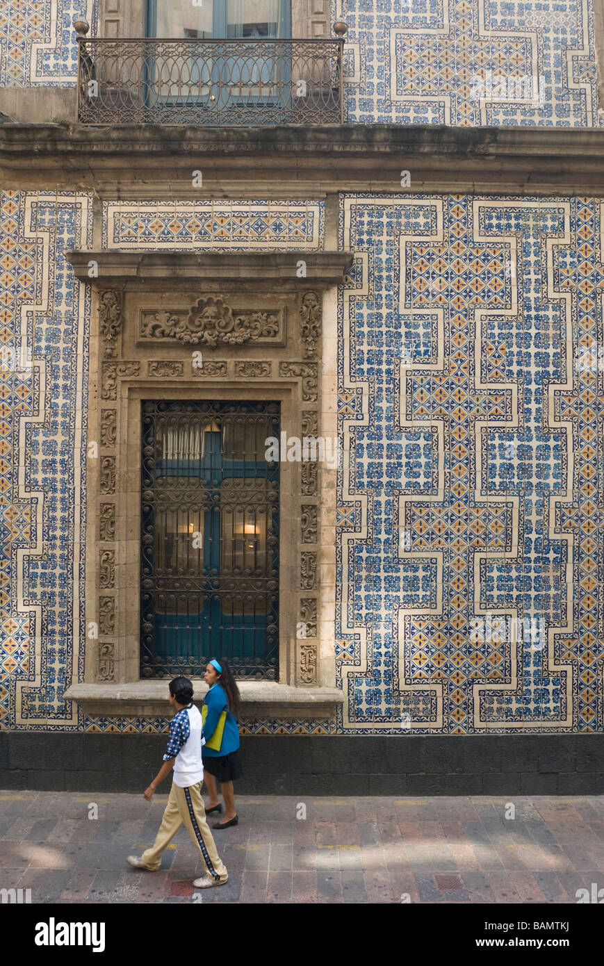 Casa de Los Azulejos (The House of Tiles) in the Centro Histórico ...