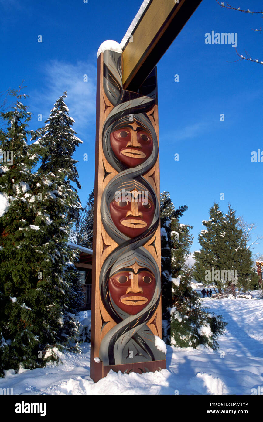 Coast Salish Totem Gateway, Stanley Park, Vancouver, BC, British ...