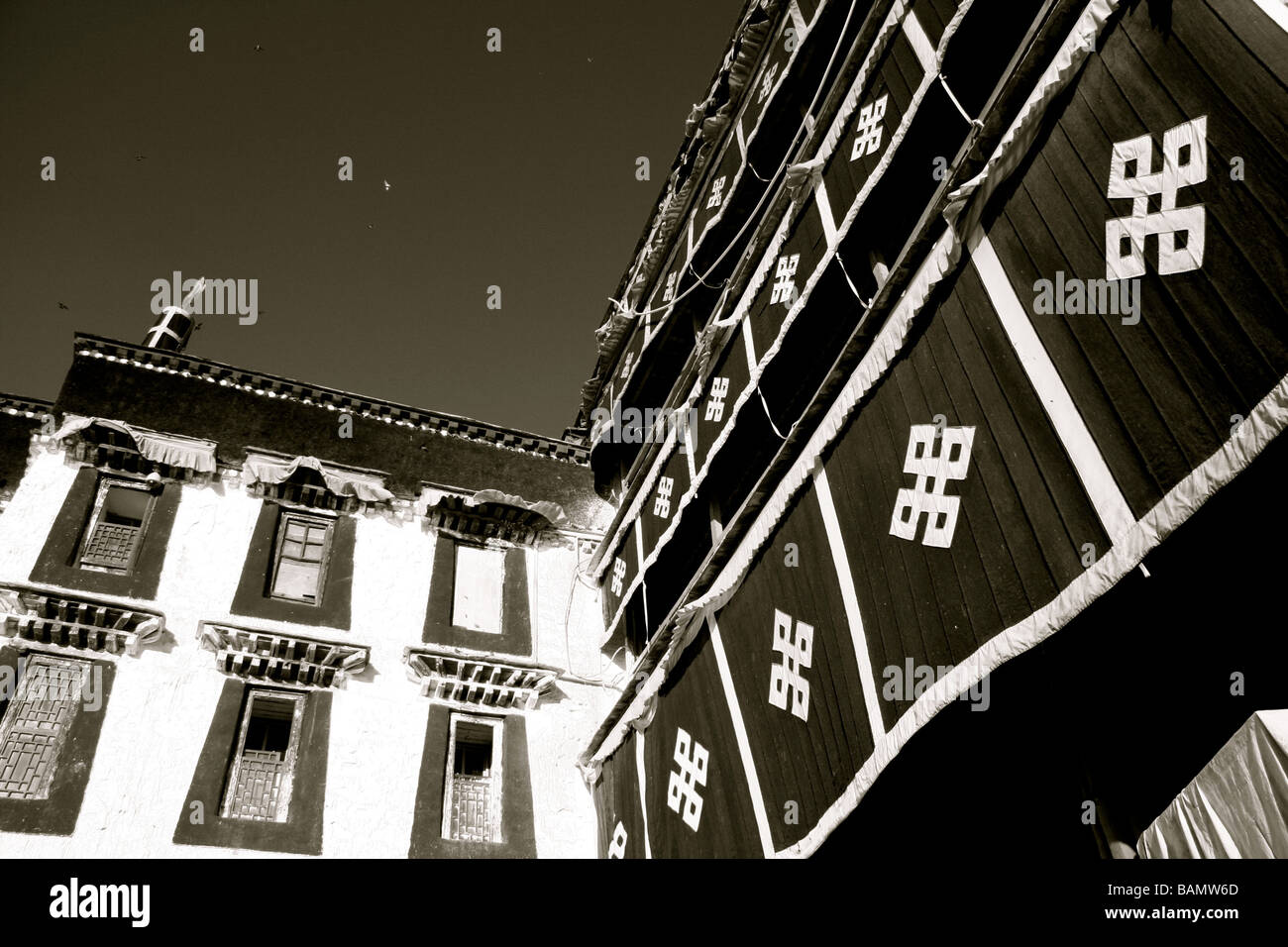 inside the potala Stock Photo - Alamy