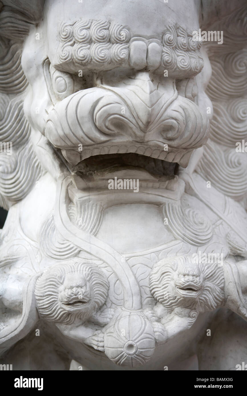 Detailed stone dragon statue hi-res stock photography and images - Alamy