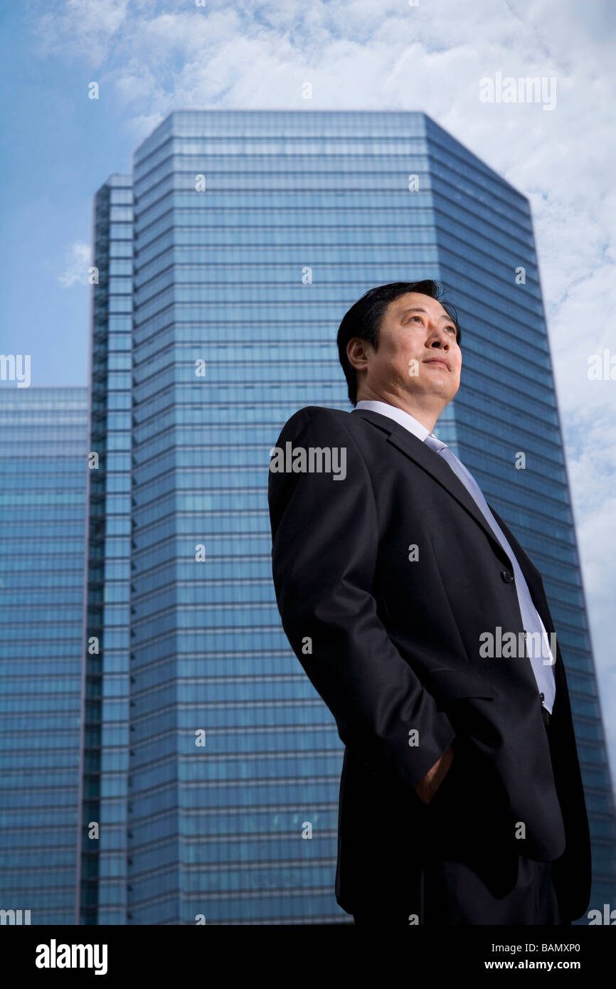 Portrait of a successful businessman Stock Photo - Alamy