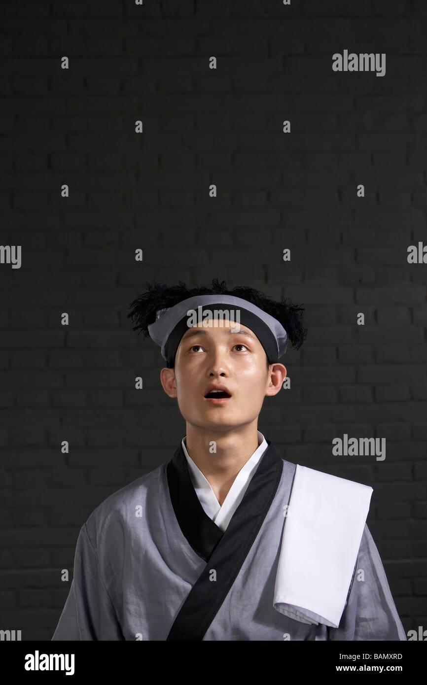 Tradtional Chinese waiter Stock Photo - Alamy