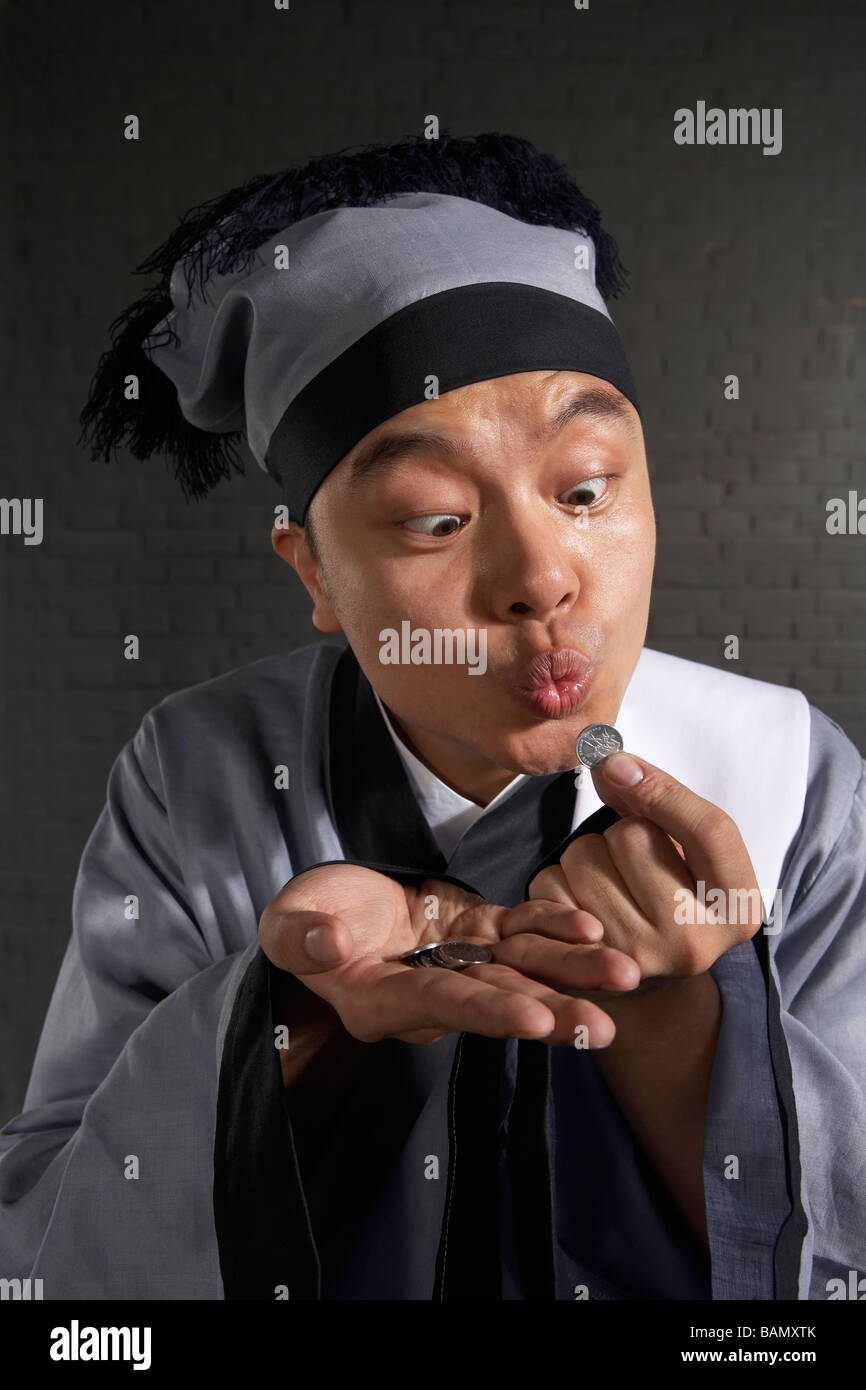 Tradtional Chinese waiter Stock Photo - Alamy