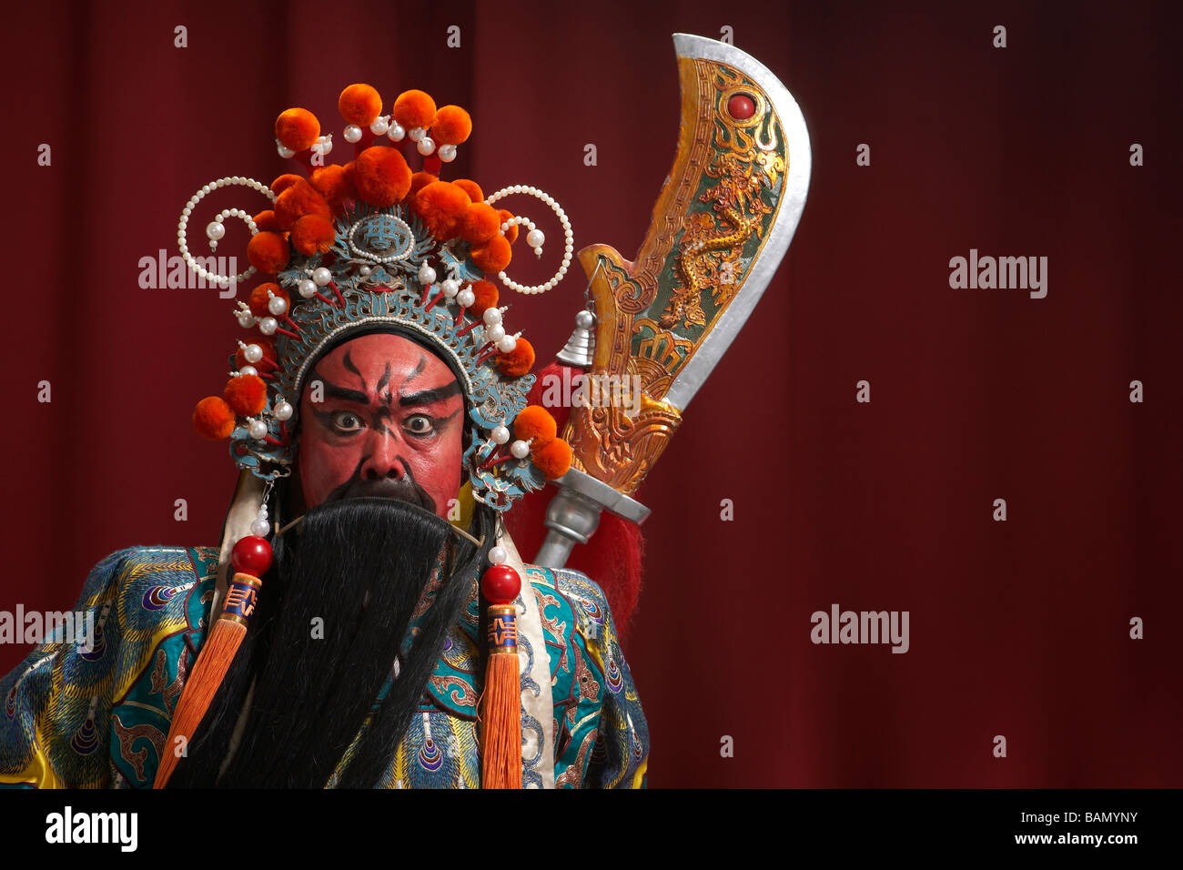 Guang Gong, Ancient Chinese General in Beijing Opera Costume ...