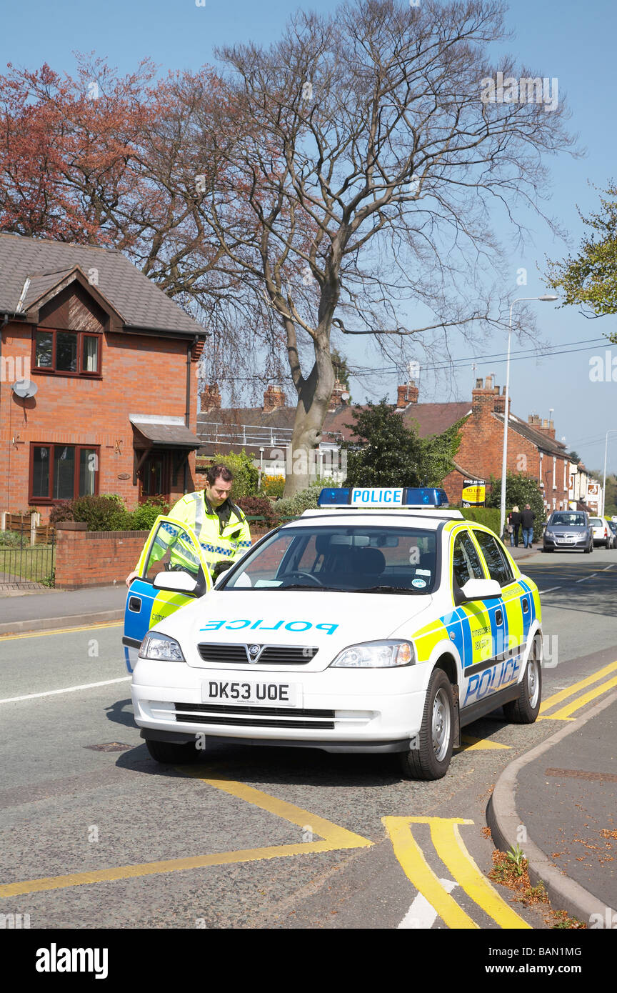 Police and car Stock Photo - Alamy