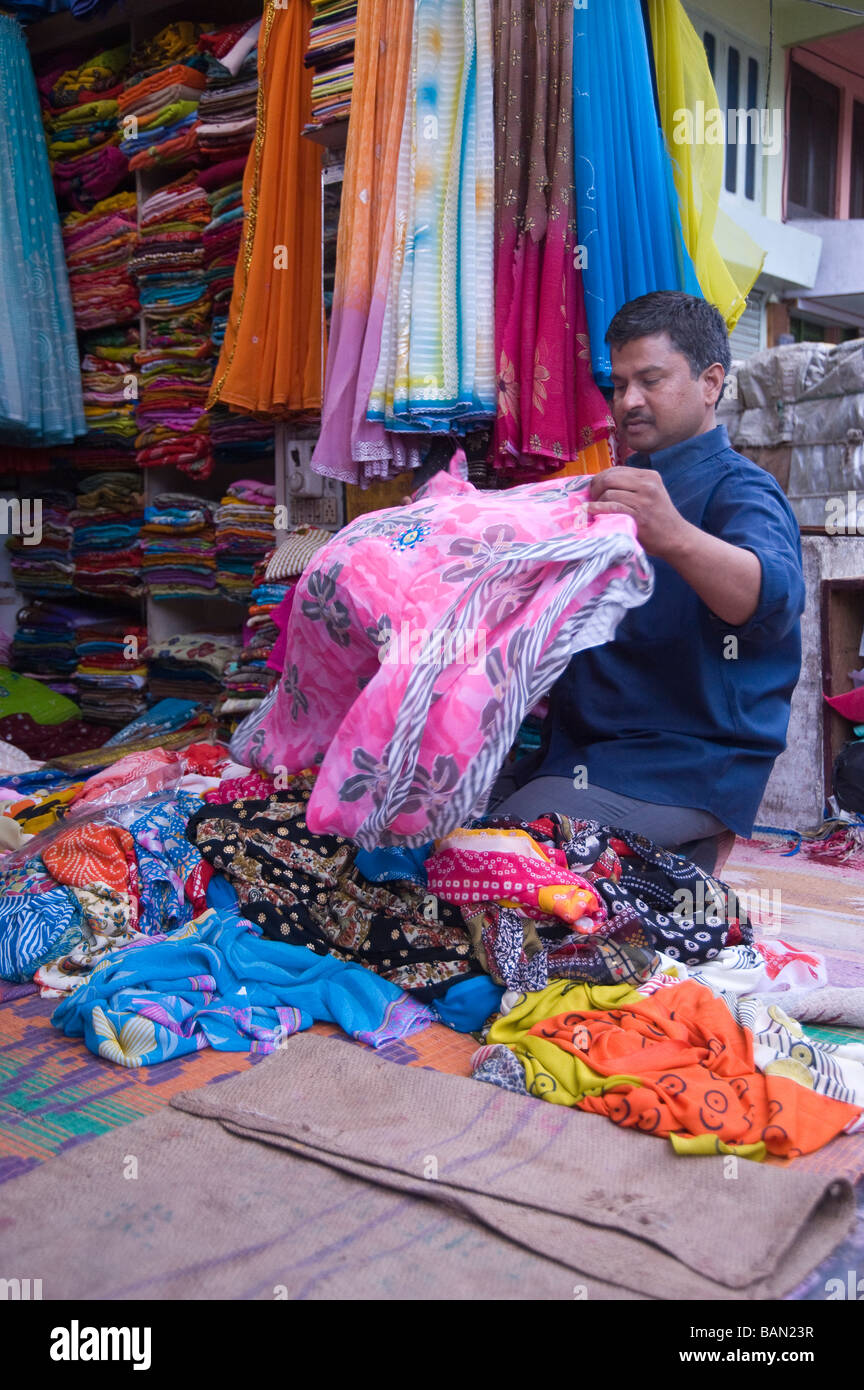 Indian traditional garment shop hi-res stock photography and images - Alamy
