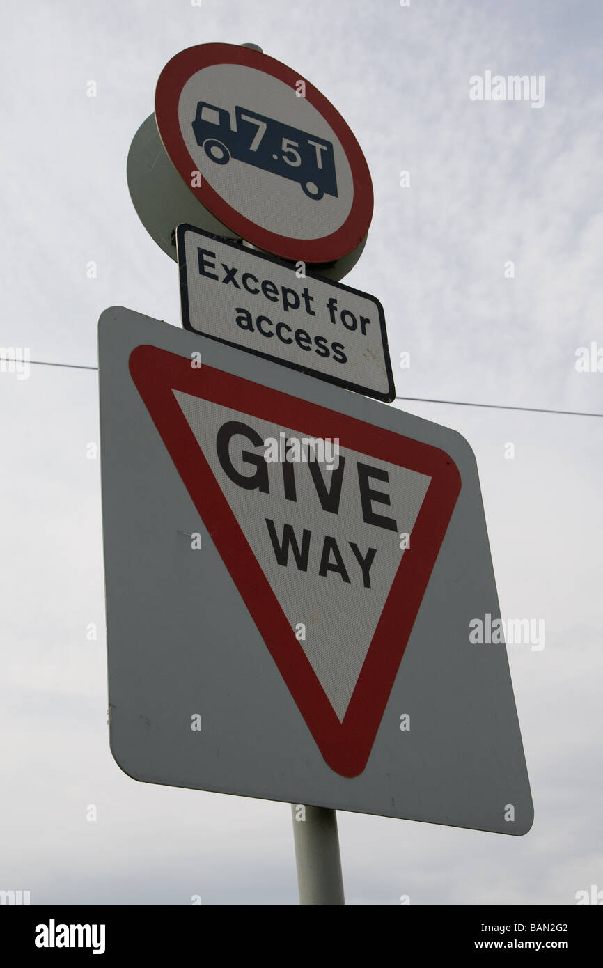 Warning signs - maximum weight of vehicles and "Give Way Stock Photo ...