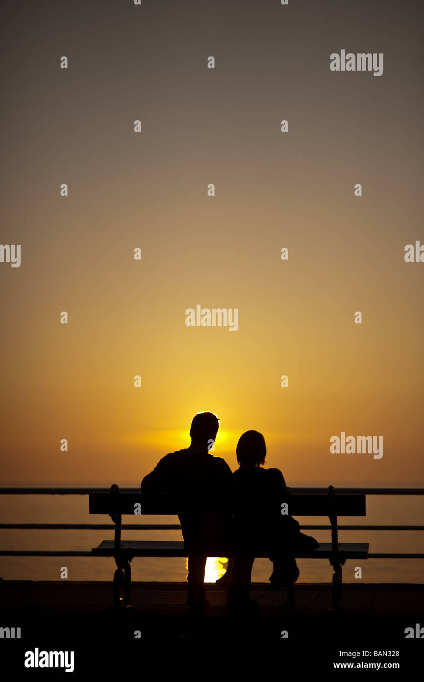 Watching sunset uk hi-res stock photography and images - Alamy