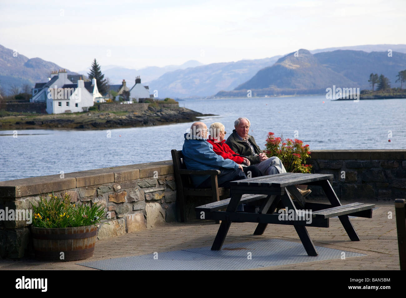 Plockton, a picturesque highland lochside village. A sheltered Scottish ...