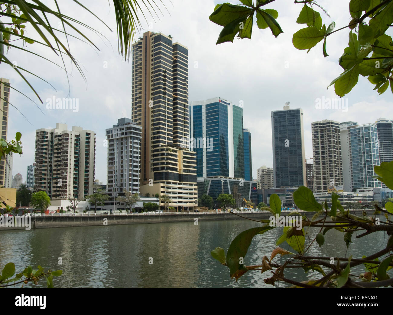 Panama.Panama city.Bay of Panama and Balboa Avenue Stock Photo - Alamy