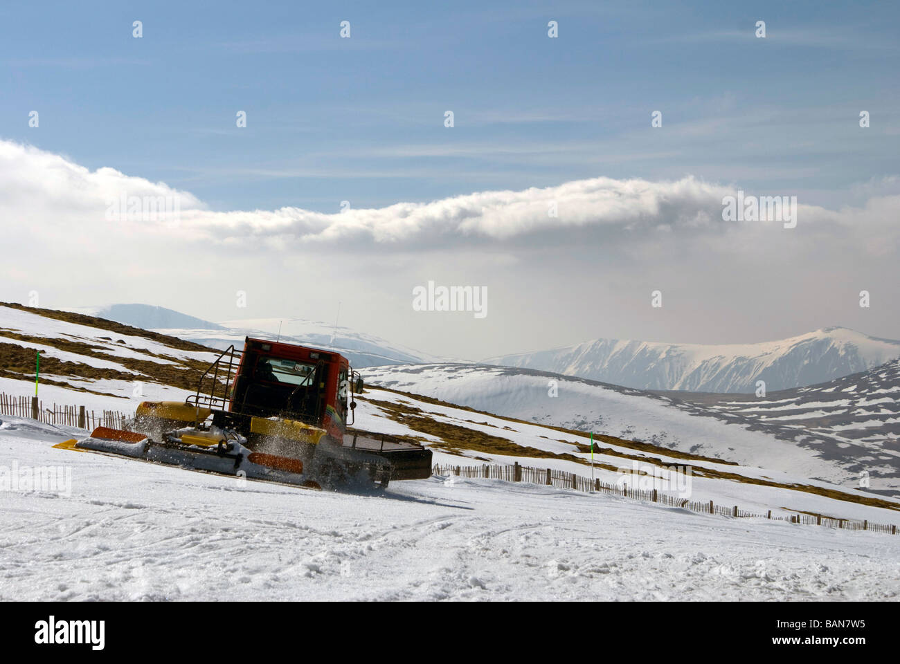 Piste machine working on Cairngorm Mountain, near the Ptarmigan ...