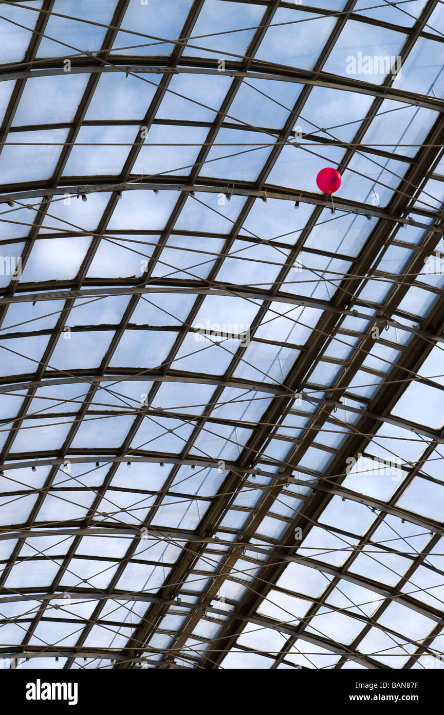 Balloon glass hi-res stock photography and images - Alamy
