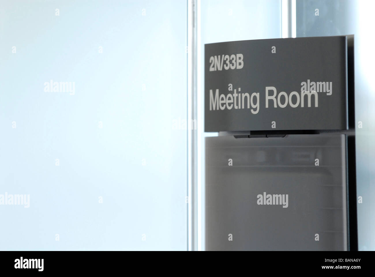 Meeting Room Sign in Office Building Stock Photo - Alamy