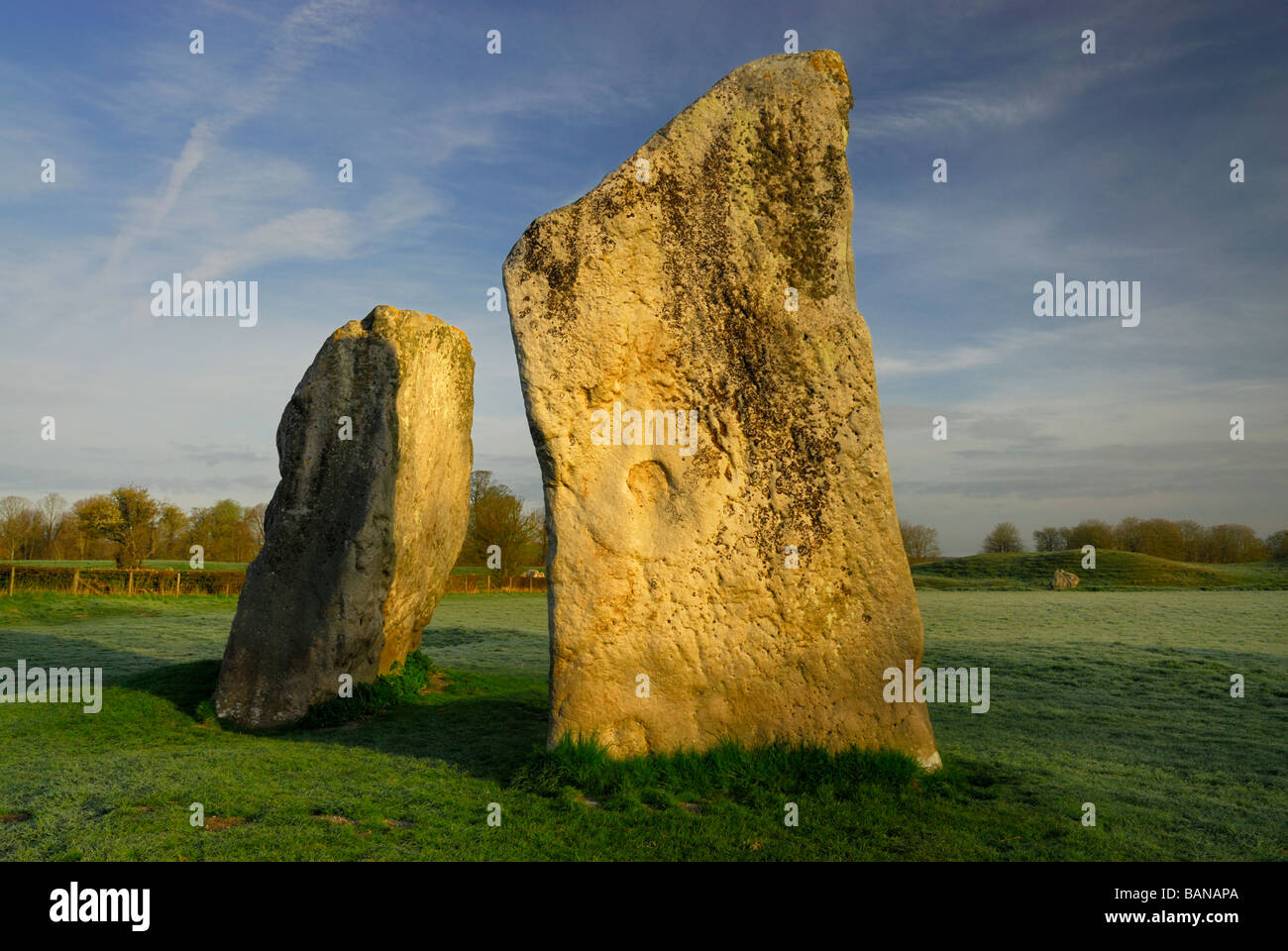 Avebury hi-res stock photography and images - Alamy